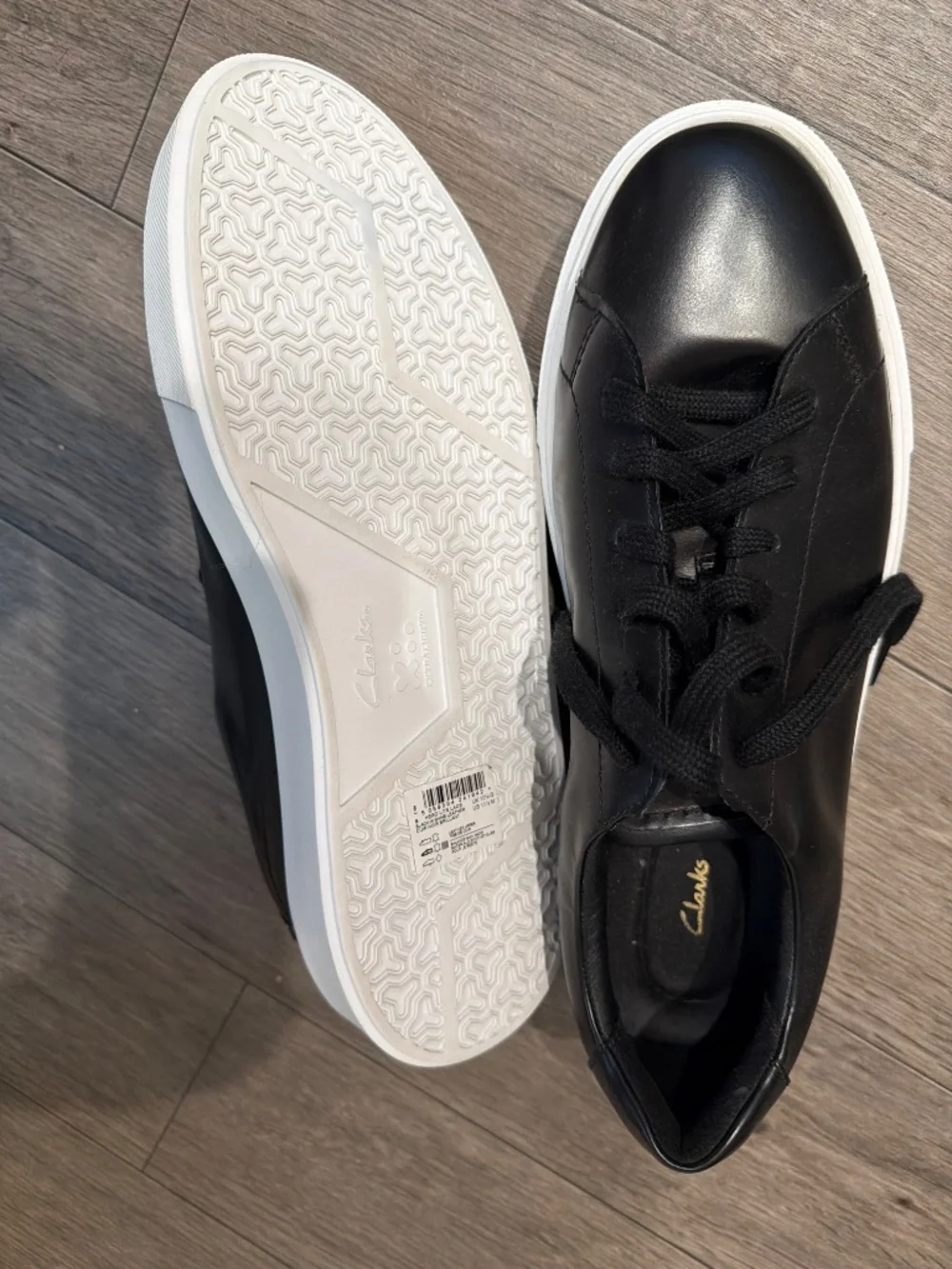 Clarks | Shoes | Clarks Black Leather Sneakers | Poshmark